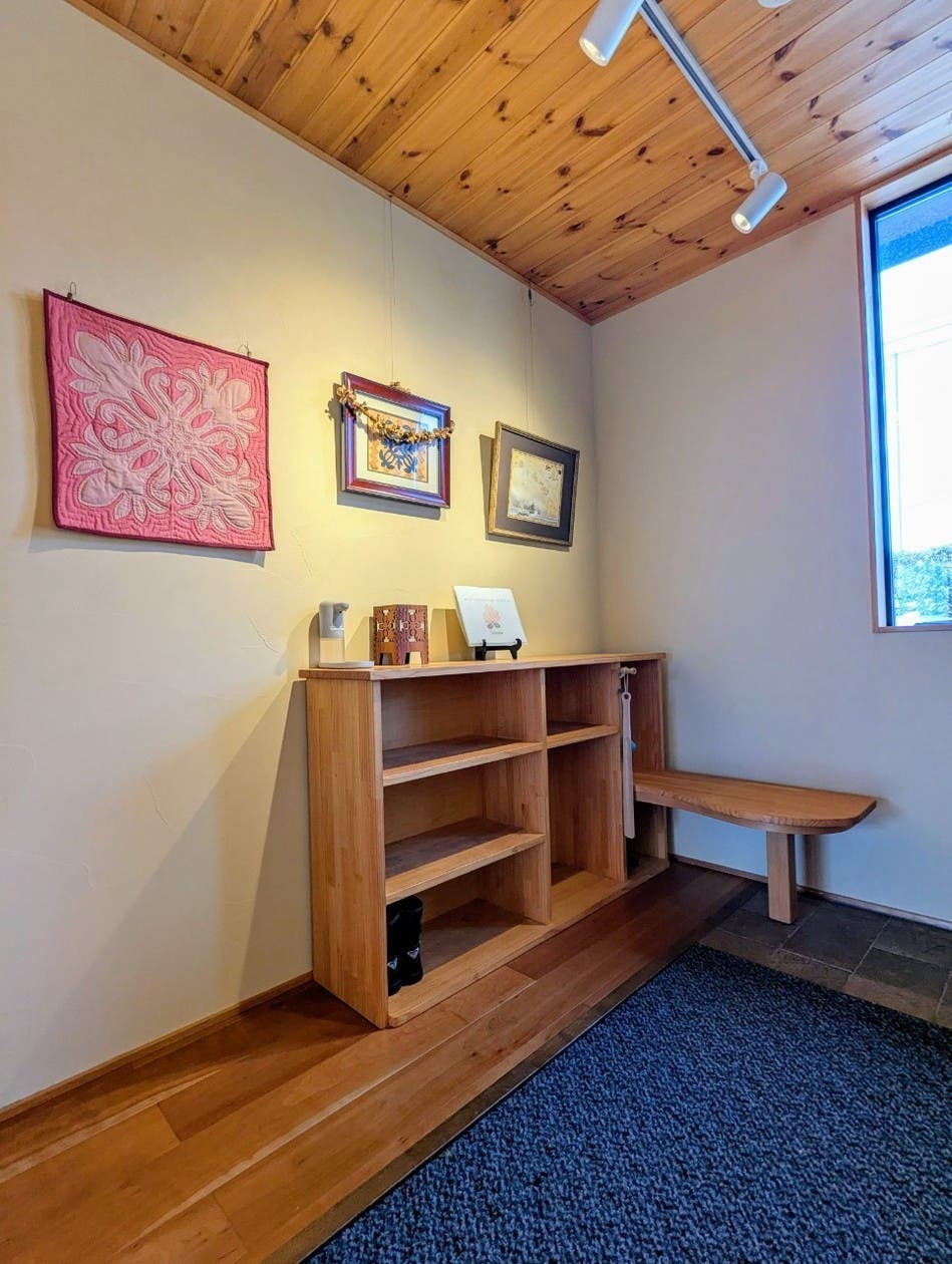 南アルプスの絶景が楽しめる開放的で木のぬくもりが感じられるダンススタジオ。床暖房完備。無料駐車場有り。ビジネスユースにも。の写真9