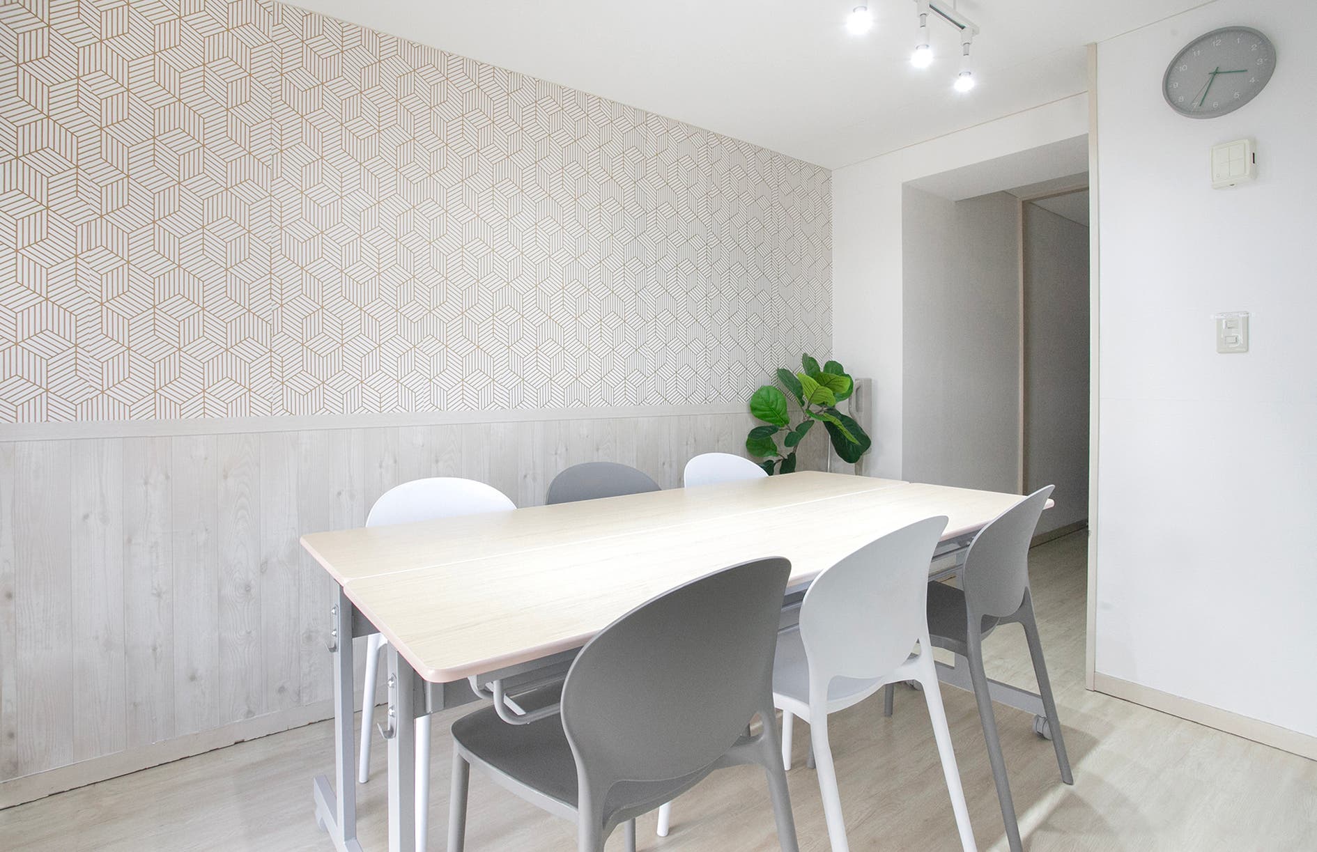 池袋東口徒歩4分! 好立地/設備充実/女子会/勉強会ボードゲームの写真13