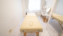 【✨OPEN PRICE✨】阿佐ヶ谷駅2分完全個室レンタルサロン🍃ホワイトを基調としたボタニカルな優しい癒しの空間🕊の写真2