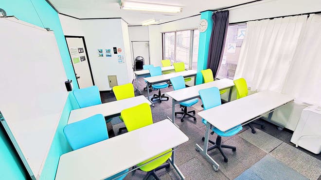 梅田北、中津駅すぐ!無料WiFi/プロジェクター/白板・黒板♪24時間利用可な格安会議室の写真8