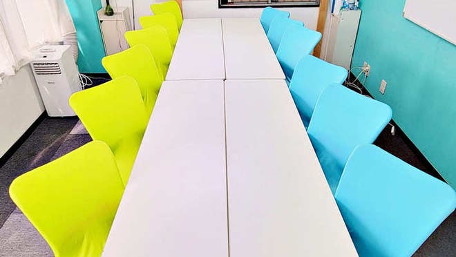 梅田北、中津駅すぐ!無料WiFi/プロジェクター/白板・黒板♪24時間利用可な格安会議室の写真14