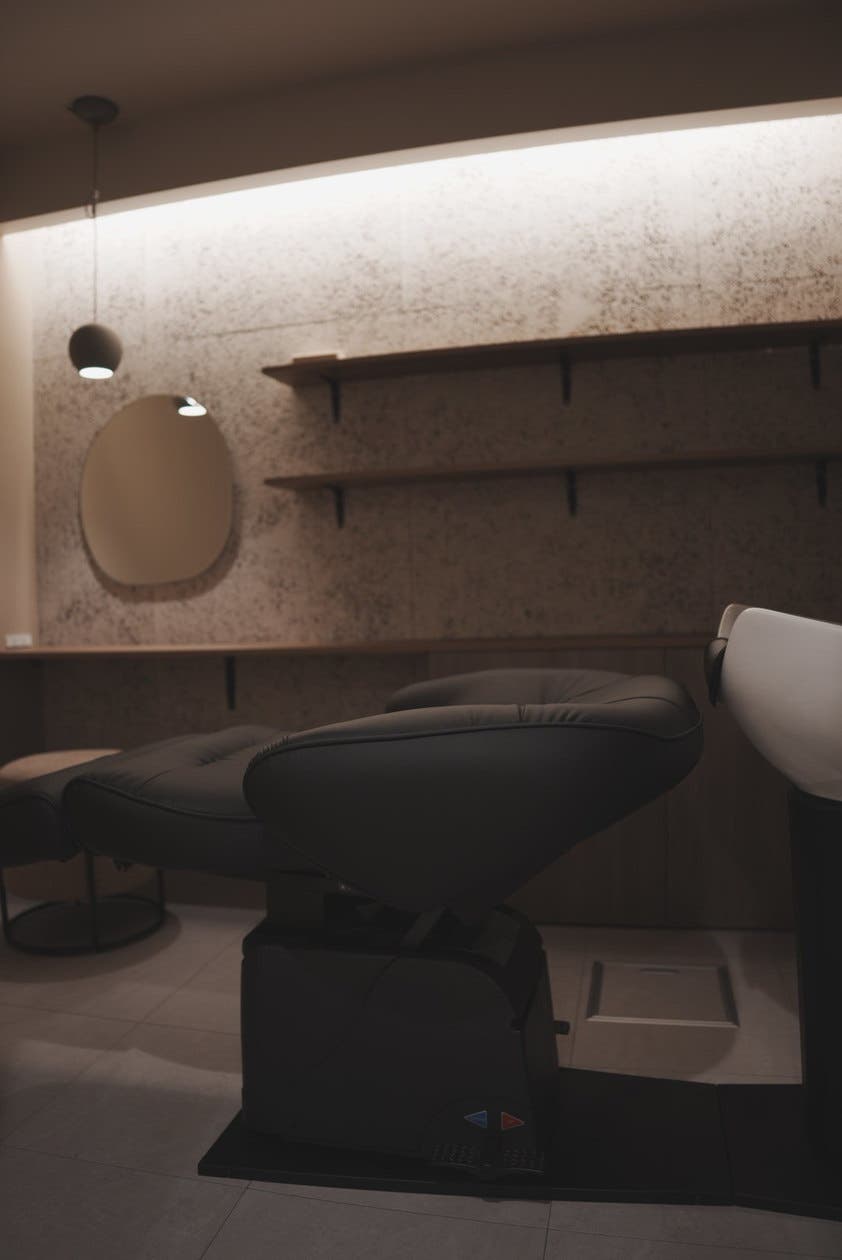 薬院大通から徒歩1分落ち着きのあるヘッドスパサロンの写真1