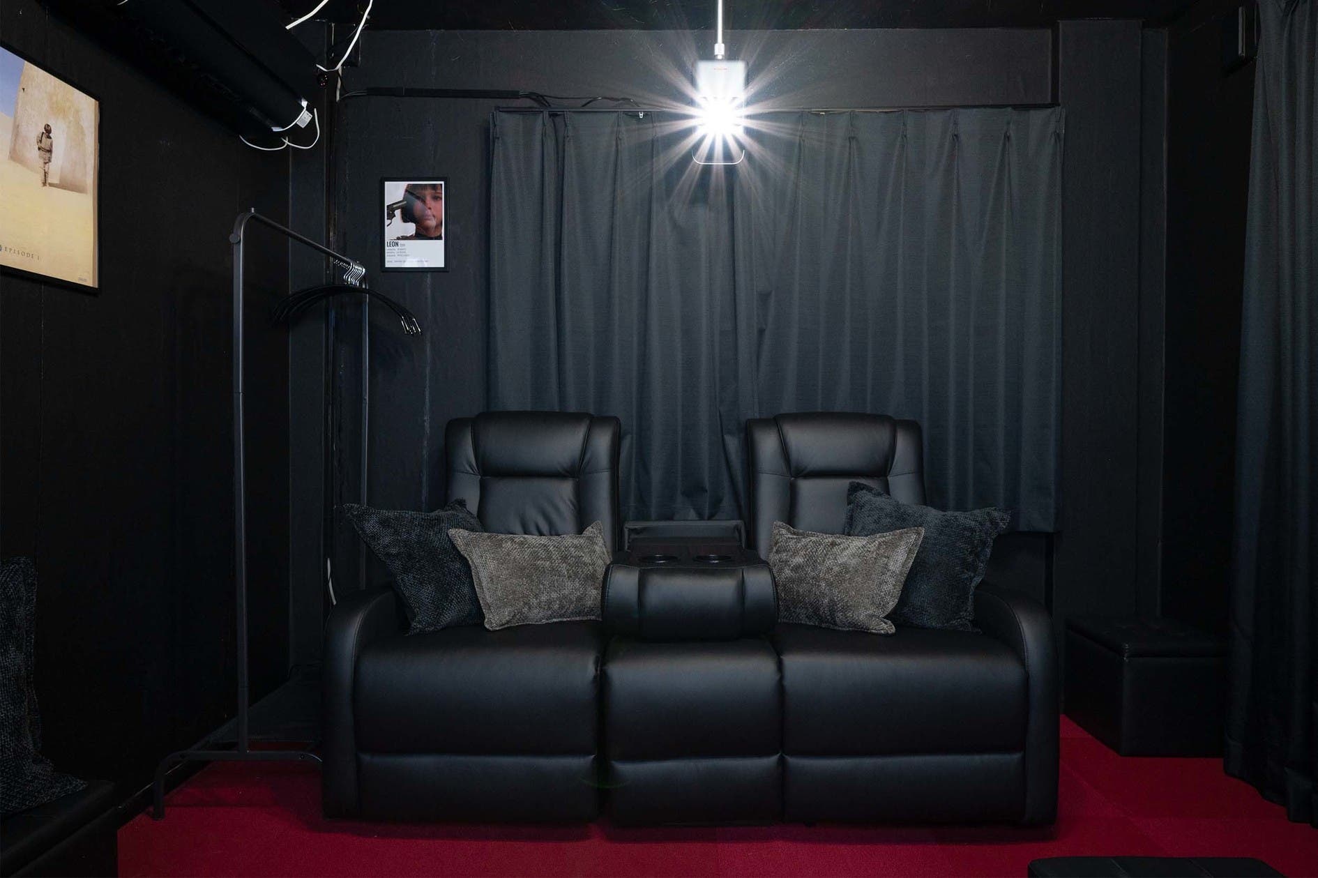 セレコレ🌳クリスマス☃️最大11名🉐ﾌﾟﾛｼﾞｪｸﾀ📽️映画🐈‍⬛デート💓ゲーム🎮女子会💗推活🌟gypsy大久保の写真14