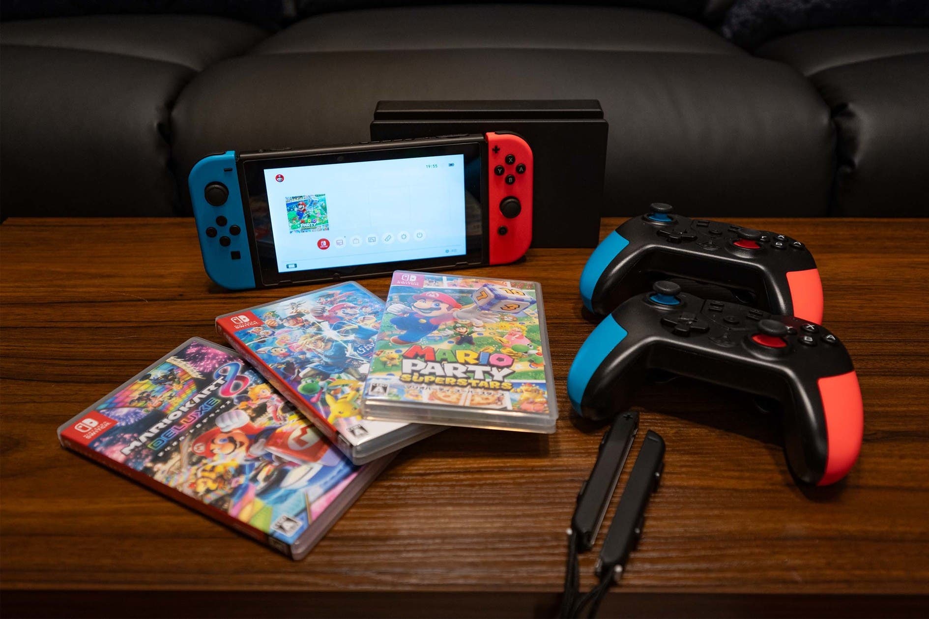 ⑦大人気ゲーム機（大迫力100インチプロジェクター）の画像1