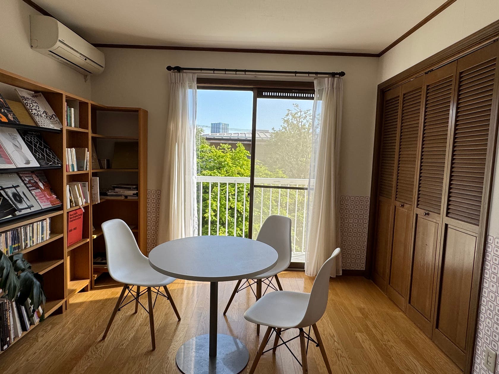 【目白から最短４分！】モニター・ホワイトボード会議室の写真2