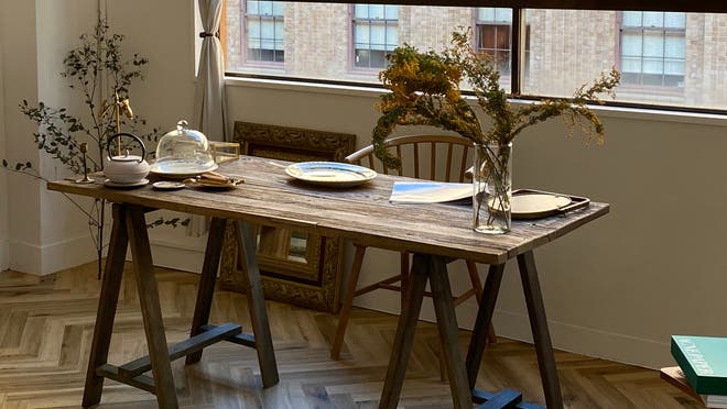 【本町駅5分】窓から見えるヨーロッパ調の景色が特徴の、白を基調とした撮影や展示会に適したギャラリースペースの写真7