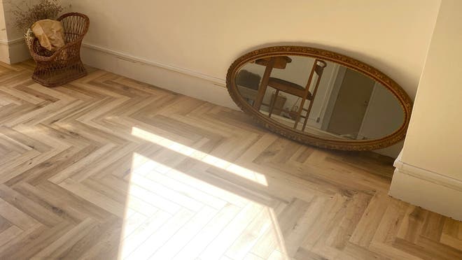 【本町駅5分】窓から見えるヨーロッパ調の景色が特徴の、白を基調とした撮影や展示会に適したギャラリースペースの写真10