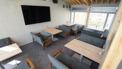 【1時間¥660〜!】3名用ブース席(半個室)の写真2