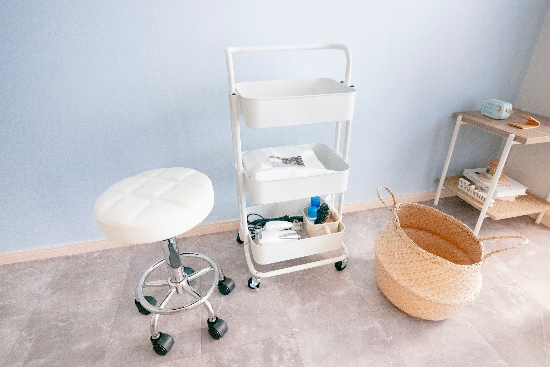 【中目黒徒歩2分】完全個室レンタルサロン✨エステ・整体・ネイル｜EV付き建物｜ドリンク無料｜調光ライトの写真11