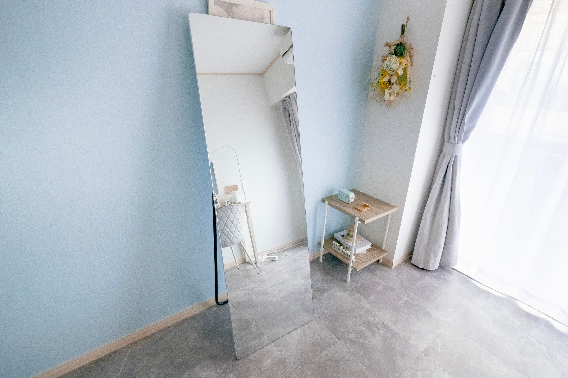 【中目黒徒歩2分】完全個室レンタルサロン✨エステ・整体・ネイル｜EV付き建物｜ドリンク無料｜調光ライトの写真12