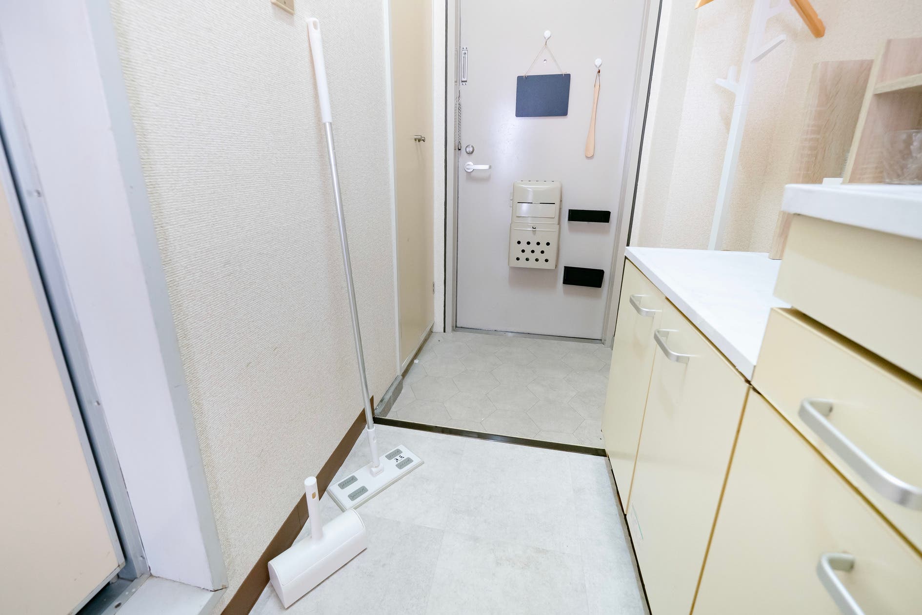 【町田徒歩4分】完全個室レンタルサロン✨エステ・整体・ネイル｜電動昇降ベッド｜備品充実｜ドリンク無料｜調光ライトの写真27