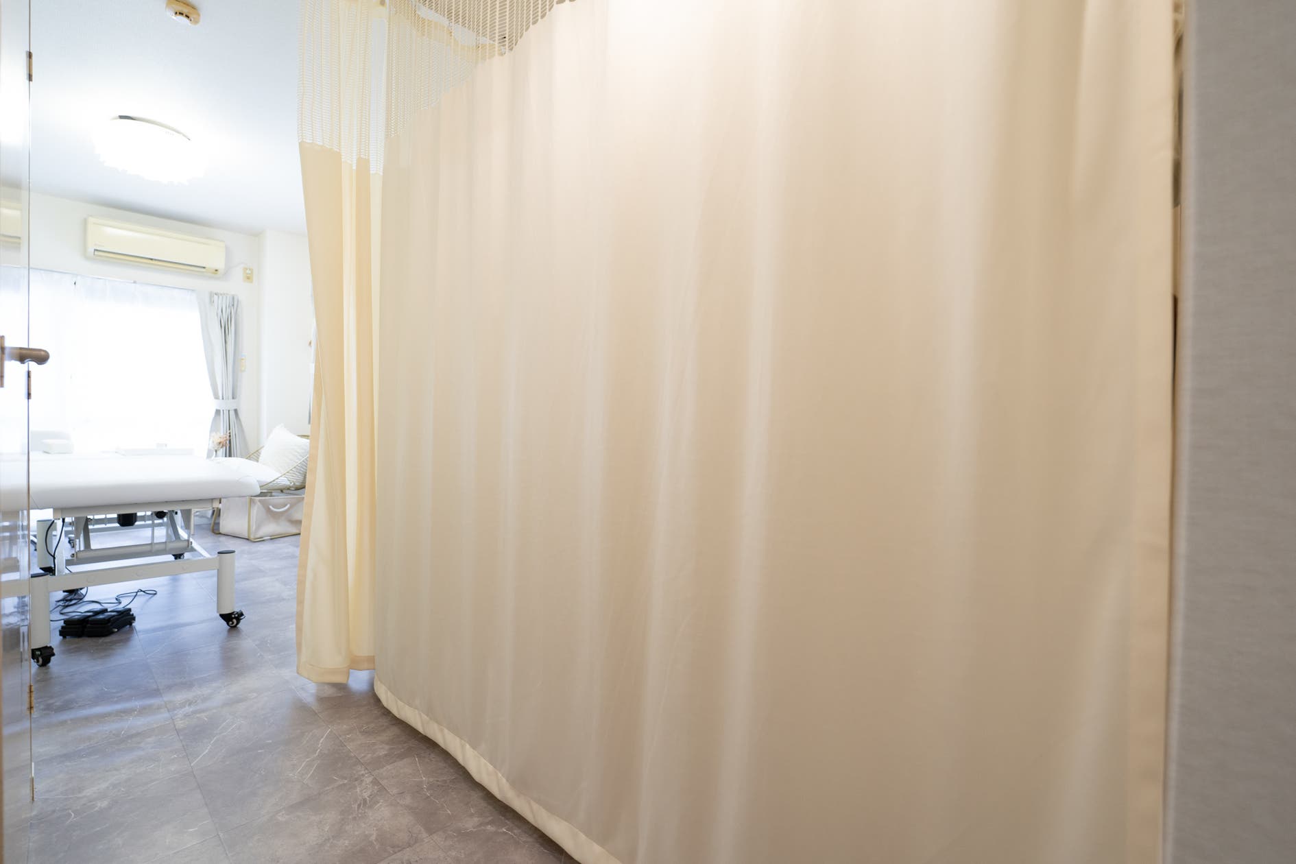 《OPENセール🎉》【麻布十番徒歩2分】完全個室レンタルサロン✨エステ・整体・ネイル｜備品充実｜ドリンク無料｜調光ライトの写真24