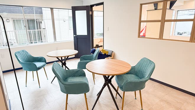 武蔵新城駅徒歩3分!Wi-Fi・コンセント完備のコワーキングスペース/託児サービス付きの写真2