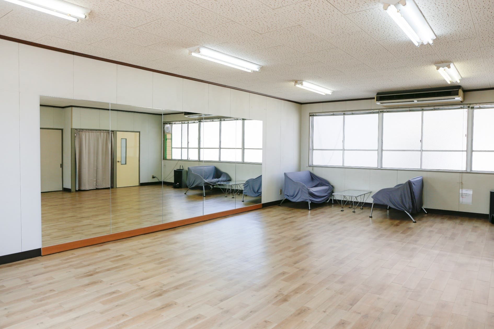 高松駅・あなぶきアリーナ徒歩圏内｜当日予約可・24時間営業｜ダンス・懇親会・楽器練習・動画撮影もOK！の写真1