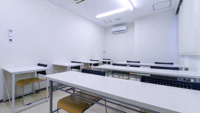 【心斎橋駅7番出口徒歩72秒!10名利用可!】モニター・ホワイトボード・WiFi無料!ふれあい貸し会議室 心斎橋Cの写真3