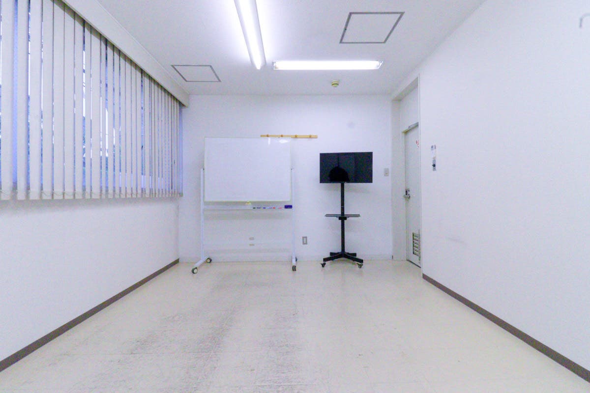 【心斎橋駅7番出口徒歩72秒！10名利用可！】モニター・ホワイトボード・WiFi無料！ふれあい貸し会議室 心斎橋Cの写真18