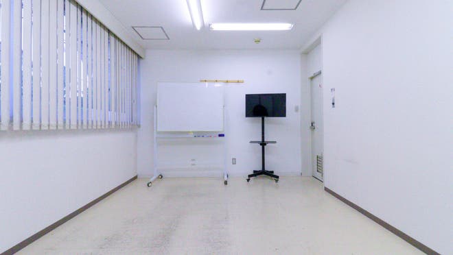 【心斎橋駅7番出口徒歩72秒!10名利用可!】モニター・ホワイトボード・WiFi無料!ふれあい貸し会議室 心斎橋Cの写真18