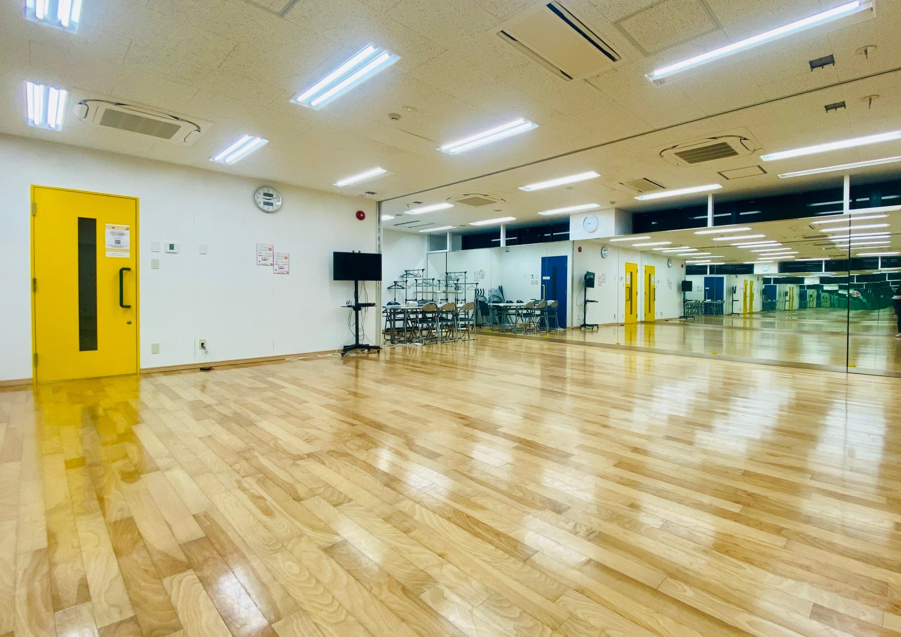 スクール・イベント大歓迎！【A・Bスタジオ】🌸24H営業50㎡超🕺演奏もOK◎無垢床/無料駐車場🚙[73]の写真3