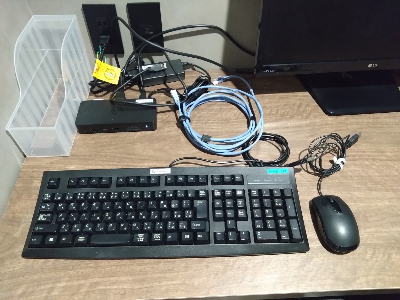 【¥550/1h｜工事期間限定】上野駅すぐ・モニター2台鍵付き広め完全個室3014の写真6