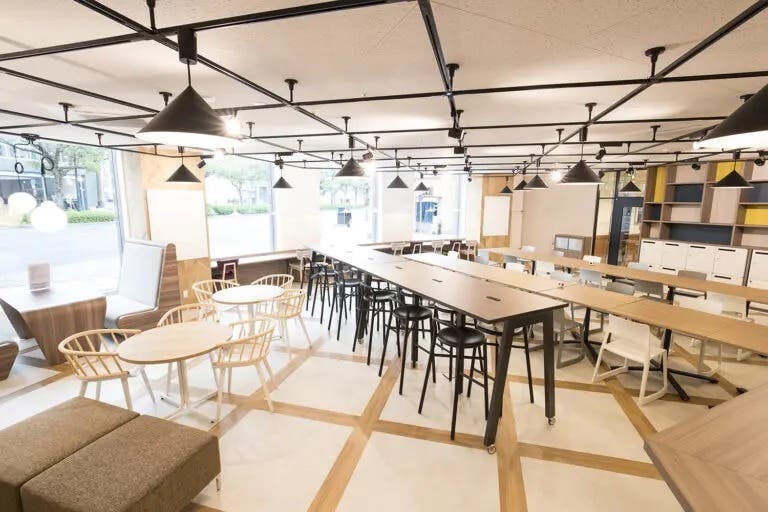 【fabbit広島駅前】イベントスペースの写真1