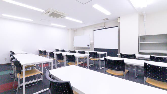 【心斎橋駅7番出口徒歩72秒!23名利用可!】プロジェクター・ホワイトボード・WiFi無料!ふれあい貸し会議室 心斎橋Eの写真3