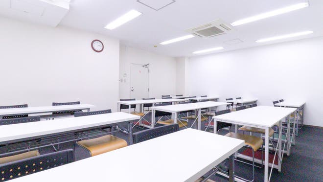 【心斎橋駅7番出口徒歩72秒!23名利用可!】プロジェクター・ホワイトボード・WiFi無料!ふれあい貸し会議室 心斎橋Eの写真4