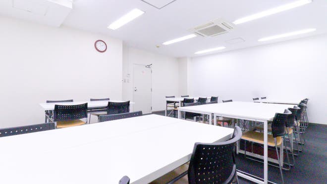 【心斎橋駅7番出口徒歩72秒!23名利用可!】プロジェクター・ホワイトボード・WiFi無料!ふれあい貸し会議室 心斎橋Eの写真10