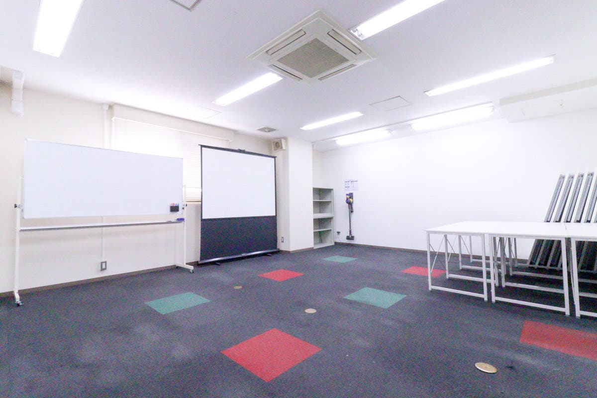 【心斎橋駅7番出口徒歩72秒！23名利用可！】プロジェクター・ホワイトボード・WiFi無料！ふれあい貸し会議室 心斎橋Eの写真22