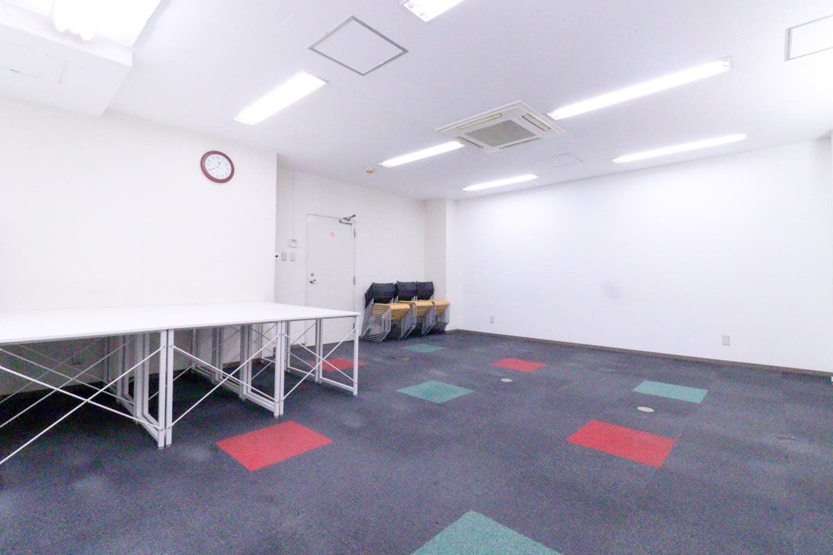 【心斎橋駅7番出口徒歩72秒！23名利用可！】プロジェクター・ホワイトボード・WiFi無料！ふれあい貸し会議室 心斎橋Eの写真24