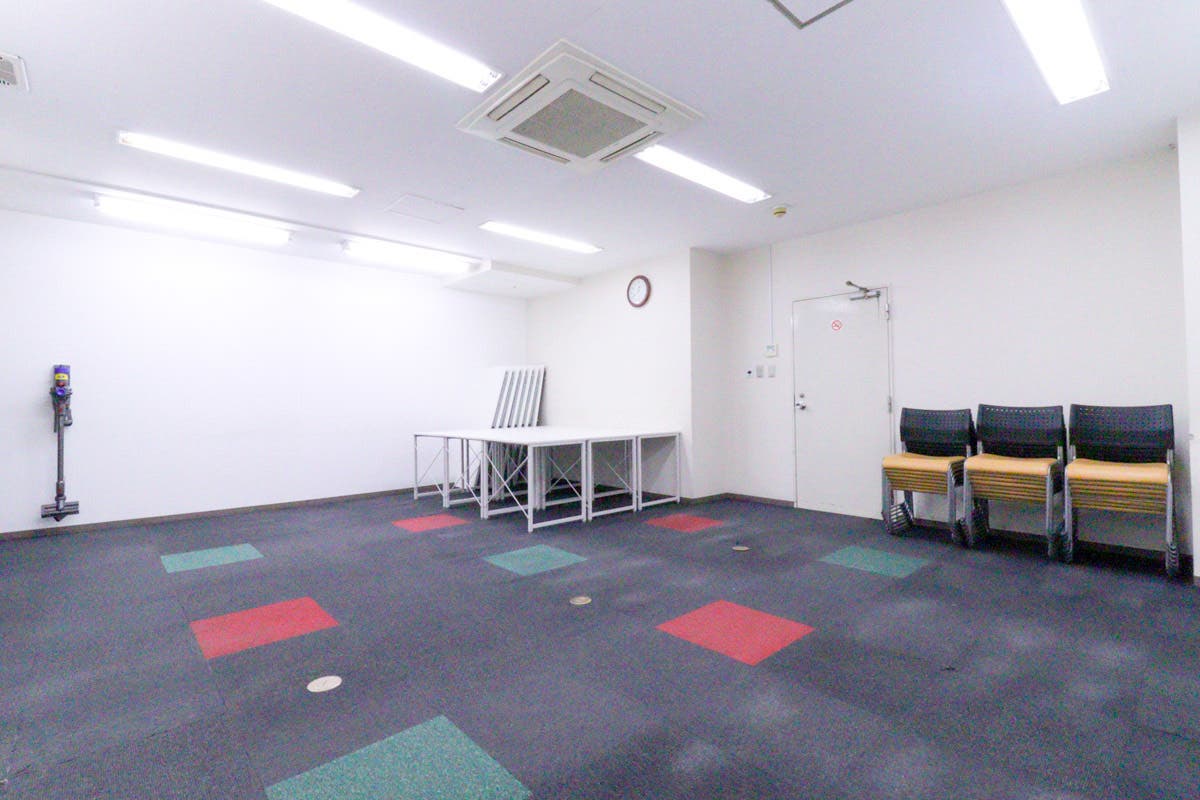 【心斎橋駅7番出口徒歩72秒！23名利用可！】プロジェクター・ホワイトボード・WiFi無料！ふれあい貸し会議室 心斎橋Eの写真26