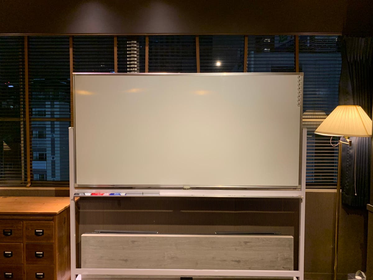 【10名会議室】神保町駅徒歩1分！/モニター/Wi-Fi/充電器/テレワークやWeb会議に最適の写真9