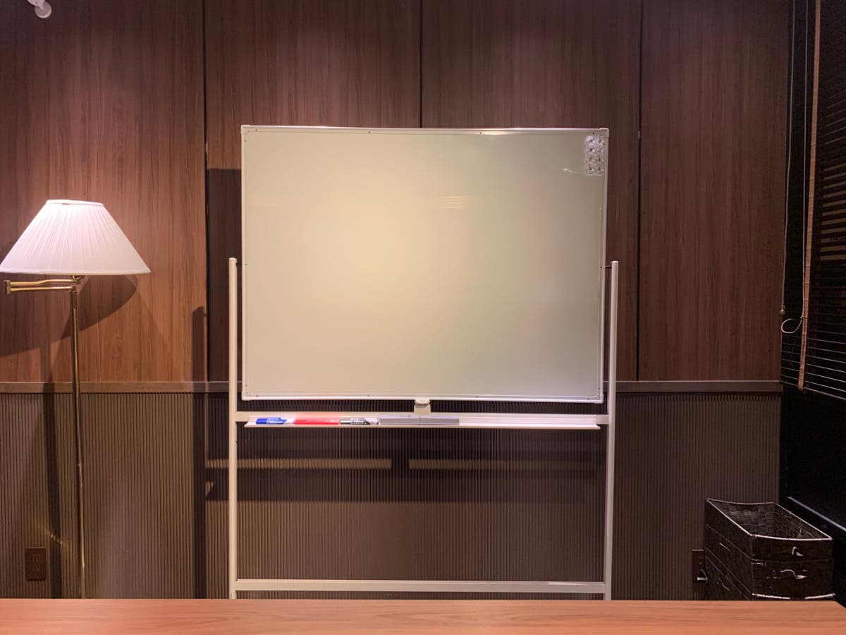 【8名会議室】神保町駅徒歩1分！/モニター/Wi-Fi/充電器/テレワークやWeb会議に最適の写真5