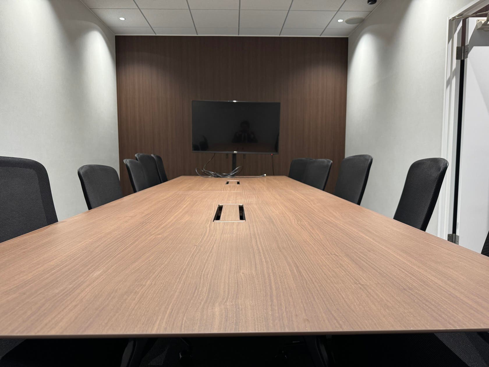 大阪梅田徒歩3分！景色の良い広々とした快適な自習・テレワーク空間の写真14