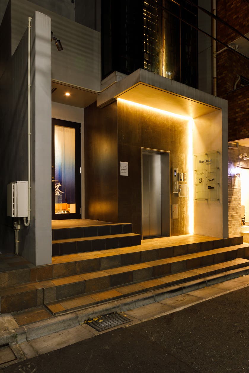 恵比寿駅から徒歩５分の落ち着いた雰囲気の隠れ家バー　撮影やパーティーに最適の写真5