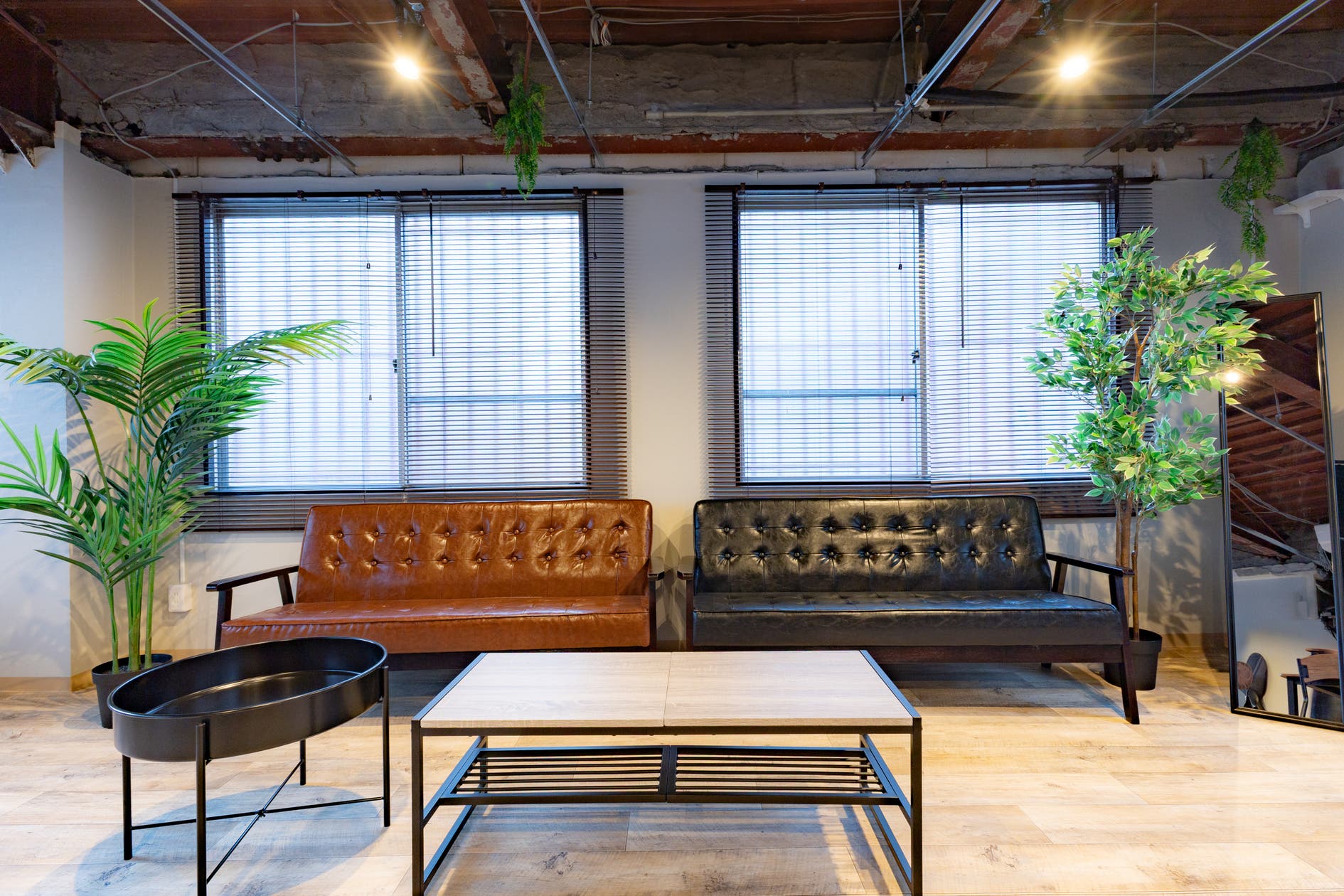 【ゴミ捨て無料！】駅近・広々50㎡・小人数から大人数までOK！100㌅特大スクリーン！2次会・打ち上げ・撮影OKの写真8