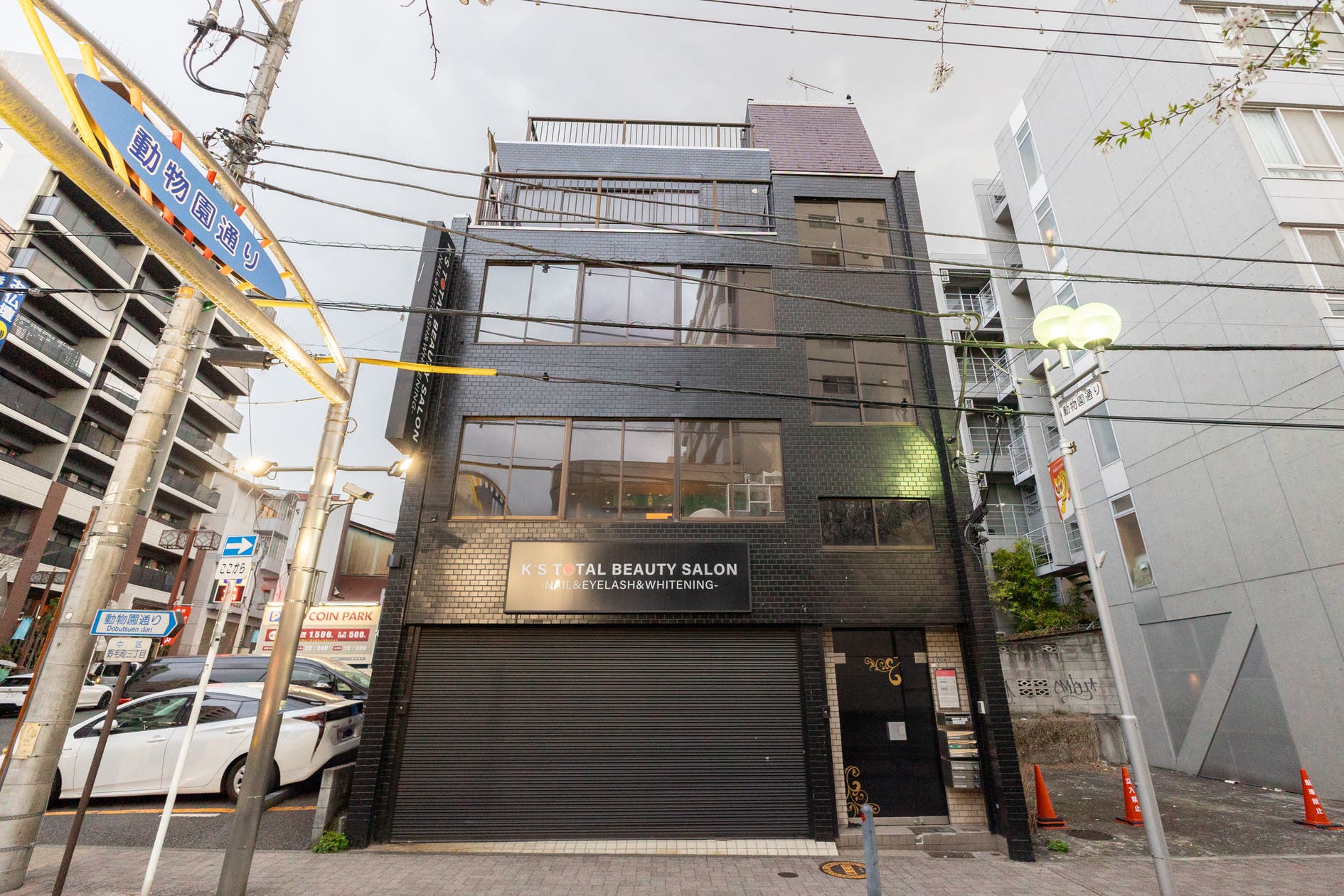 【ゴミ捨て無料！】駅近・広々50㎡・小人数から大人数までOK！100㌅特大スクリーン！2次会・打ち上げ・撮影OKの写真20