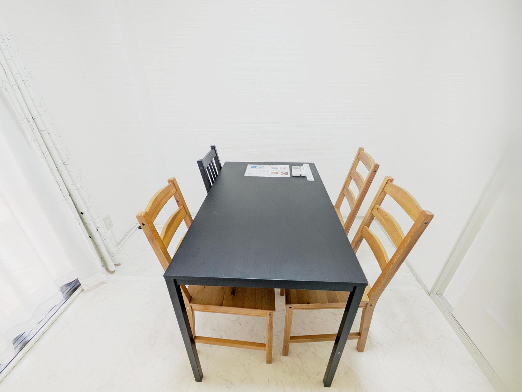 ≪大阪駅10分❕ミーティングスペースD304≫完全個室４名✨テレワーク,Web会議,面接にの写真2