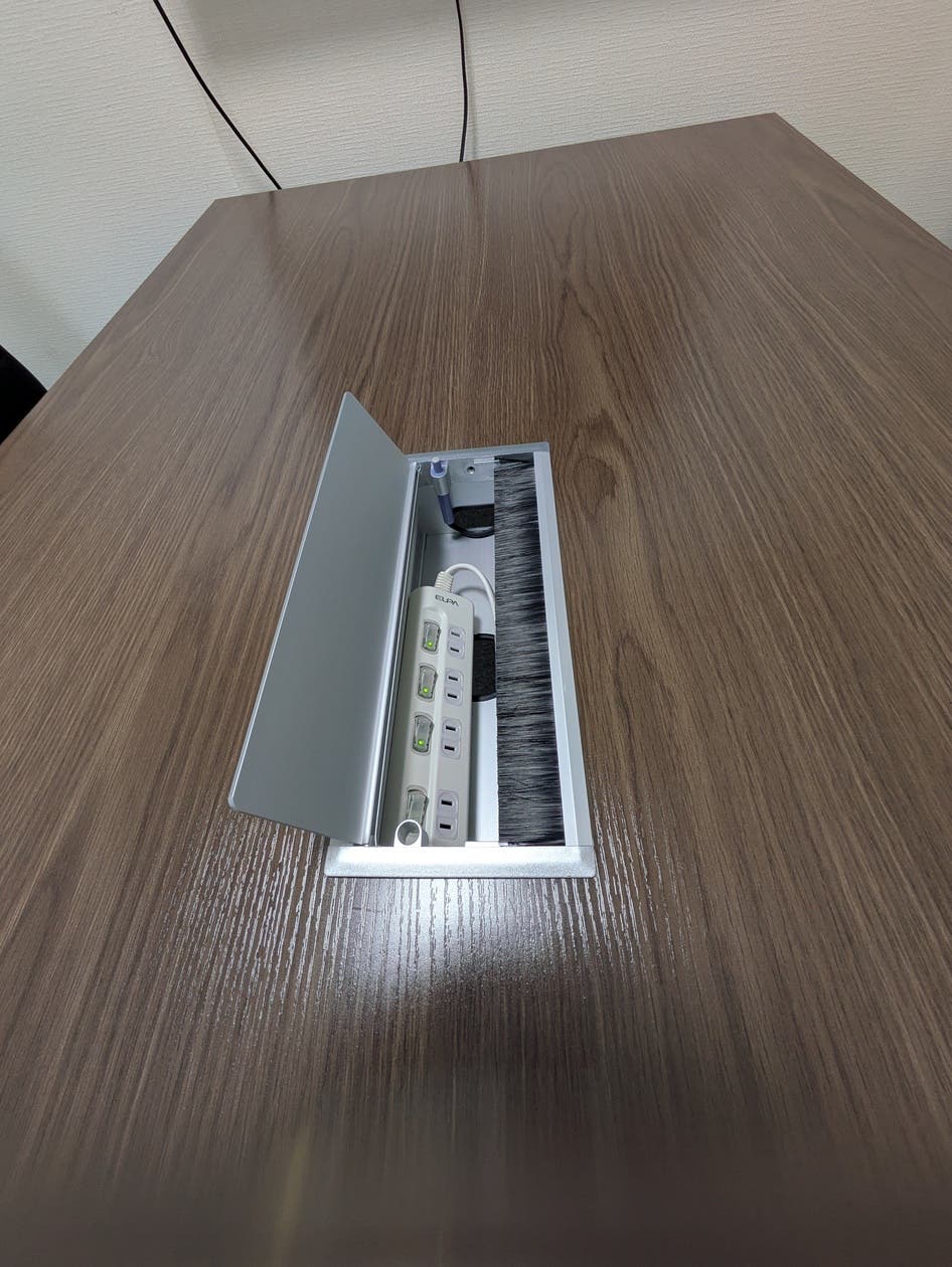 ≪大阪駅10分❕ミーティングスペースD302≫完全個室✨会議、面接、テレワークにの写真9