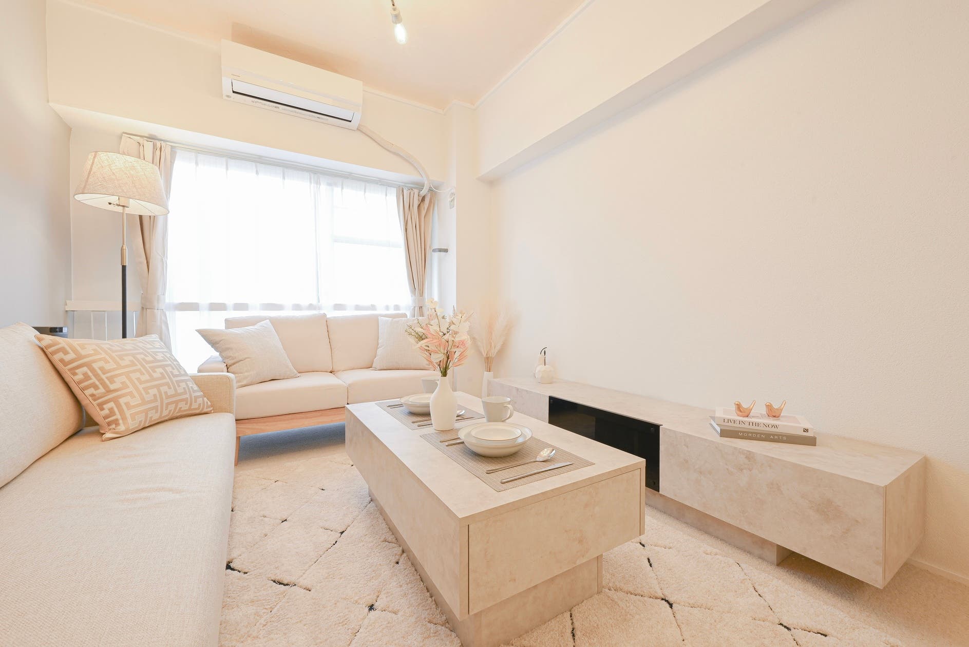 🎉4月オープンSALE🥳プロジェクター📺🎉女子会🌸名古屋徒歩3分🌸推し活🎀女子会/デート/映画鑑賞📷ポートレート📷の写真2