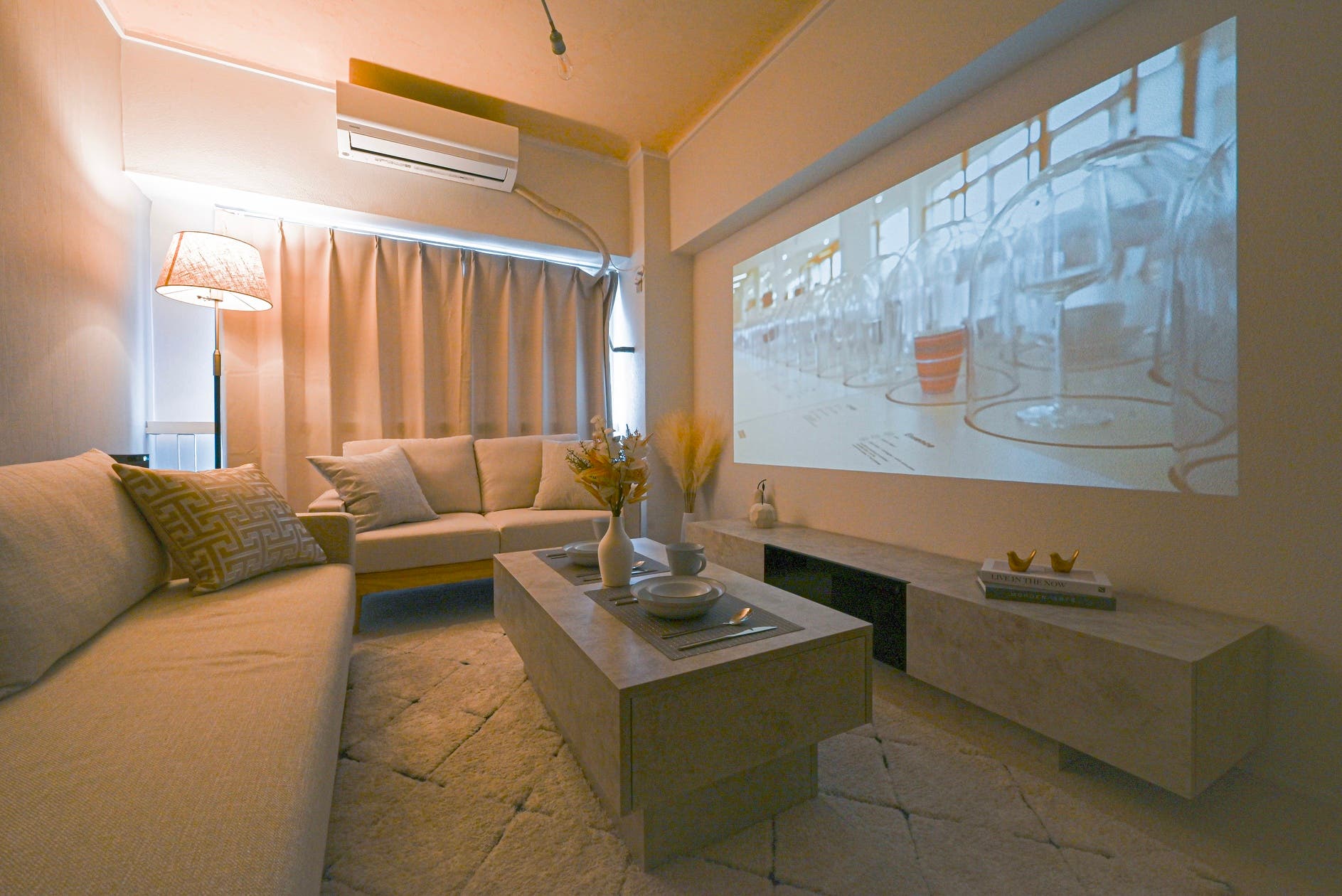 🎉4月オープンSALE🥳プロジェクター📺🎉女子会🌸名古屋徒歩3分🌸推し活🎀女子会/デート/映画鑑賞📷ポートレート📷の写真4