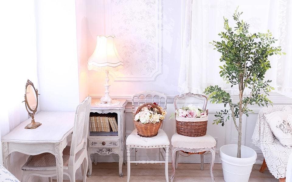 🎊今だけ特割🎁秋葉原4分⭐本格アンティーク家具が彩るシャビーシック撮影スタジオ✨ポートレート、撮影会、作品撮りに特別な一枚を📷の写真13