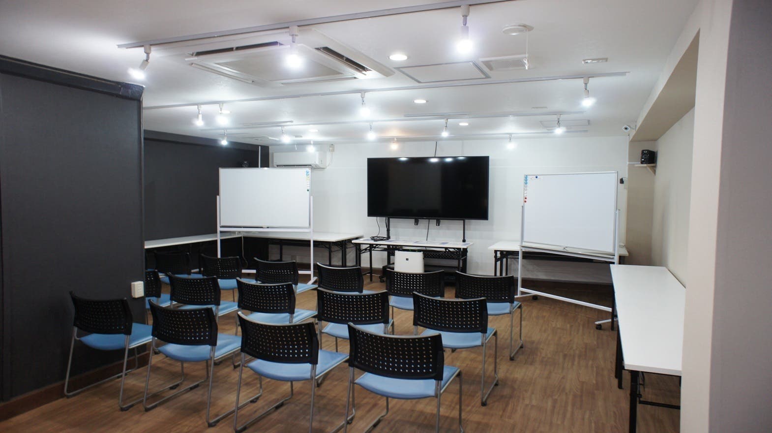 【池袋駅５分】創業6年の実績、清掃・消毒を徹底☆会議・研修・セミナー・商談・撮影・面接…設備も充実☆南池袋公園側の静かさの写真2