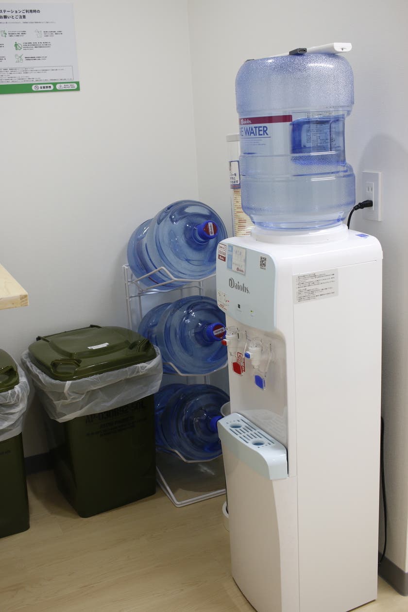 【Seeds Co-work 広島駅前】1名用完全個室② モニター・フリードリンク付きの写真6