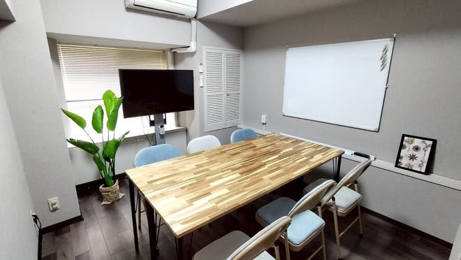 ☆金山駅から徒歩2分の便利な会議室!ボードゲーム有り!40インチモニター、ホワイトボード、Wi-Fi無料☆の写真3