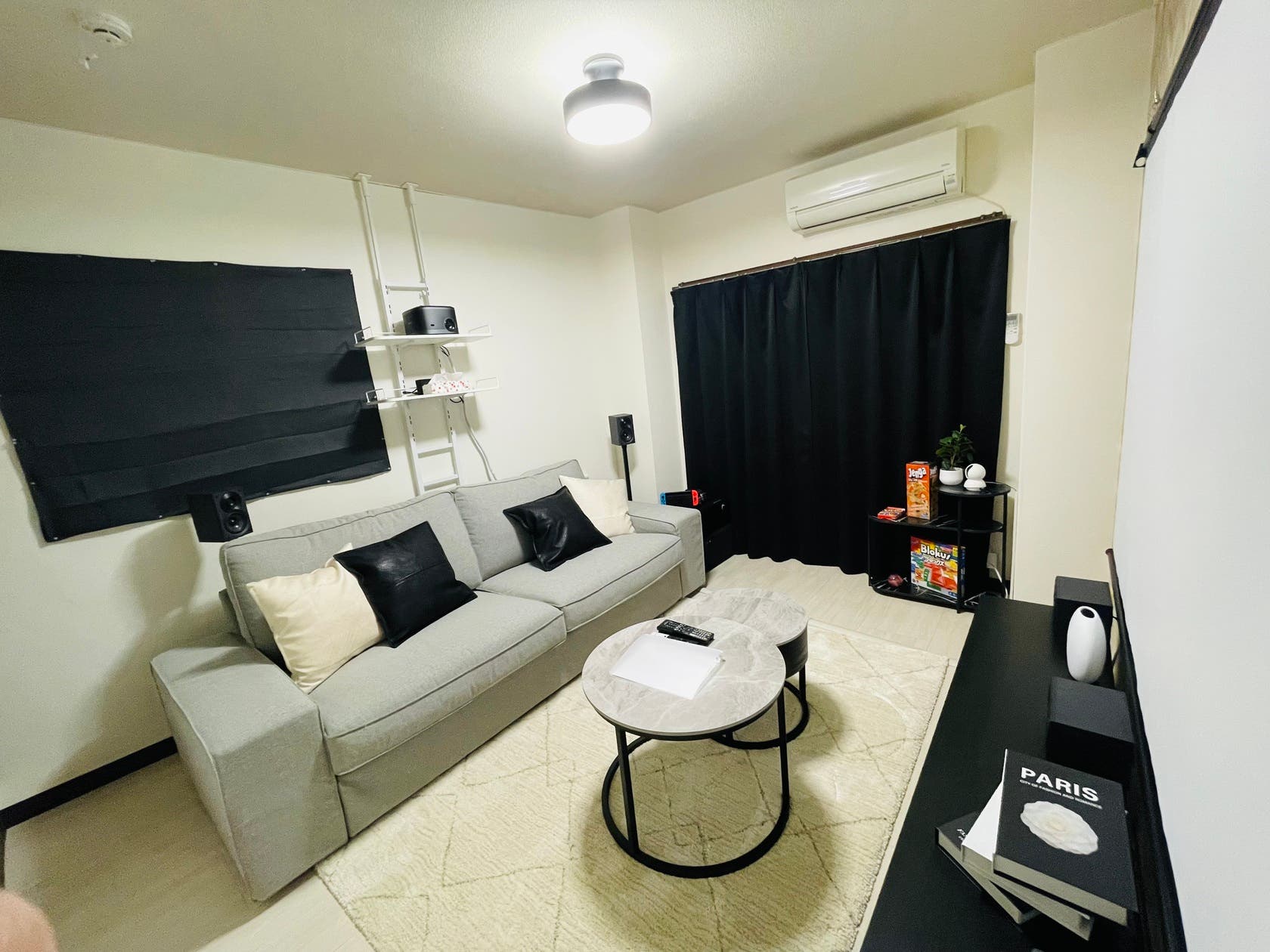 100インチスクリーン＋４Kプロジェクターで大迫力の映画🎞ゲーム🎮推し活🤍贅沢な遊び時間を、大人だけの隠れ家で🖤の写真3