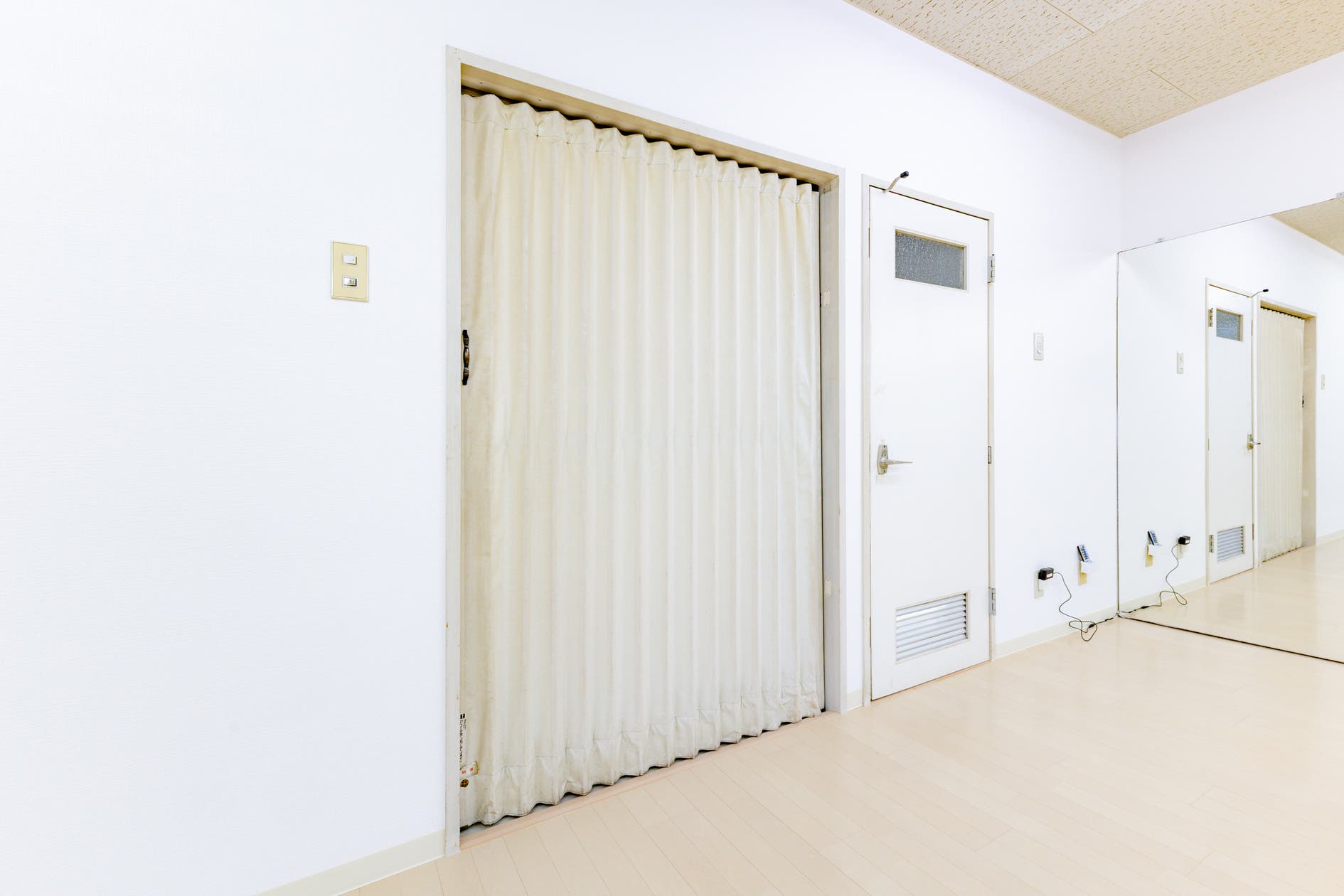 ☝️エアコン設置済☝️✨駅チカスタジオ！！✨🌟50㎡の広々ダンススペース🌟【札幌駅徒歩８分のレンタルスペース】の写真19