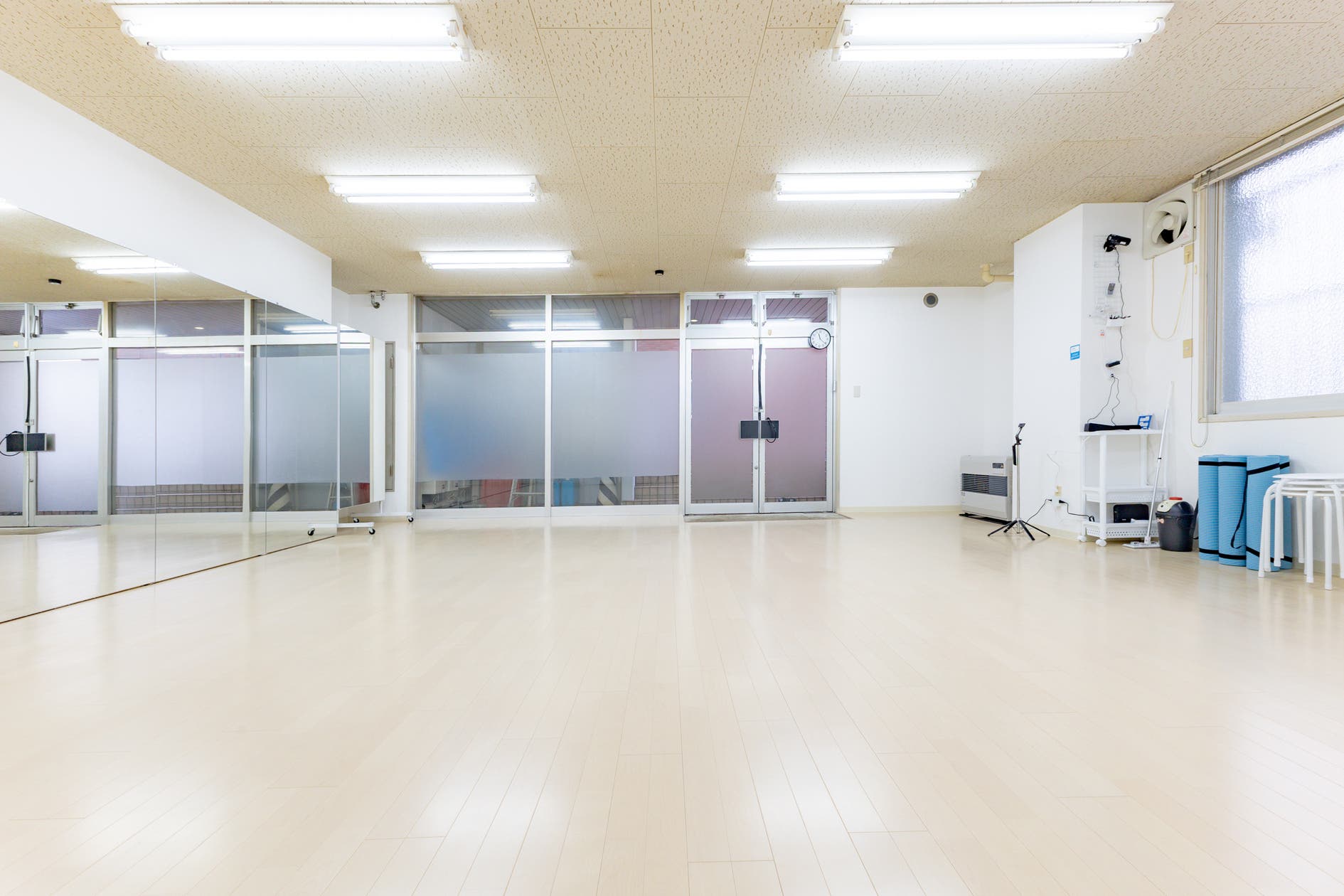 ☝️エアコン設置済☝️✨駅チカスタジオ！！✨🌟50㎡の広々ダンススペース🌟【札幌駅徒歩８分のレンタルスペース】の写真20