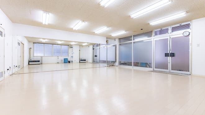 ☝️エアコン設置済☝️✨駅チカスタジオ!!✨🌟50㎡の広々ダンススペース🌟【札幌駅徒歩8分のレンタルスペース】の写真1