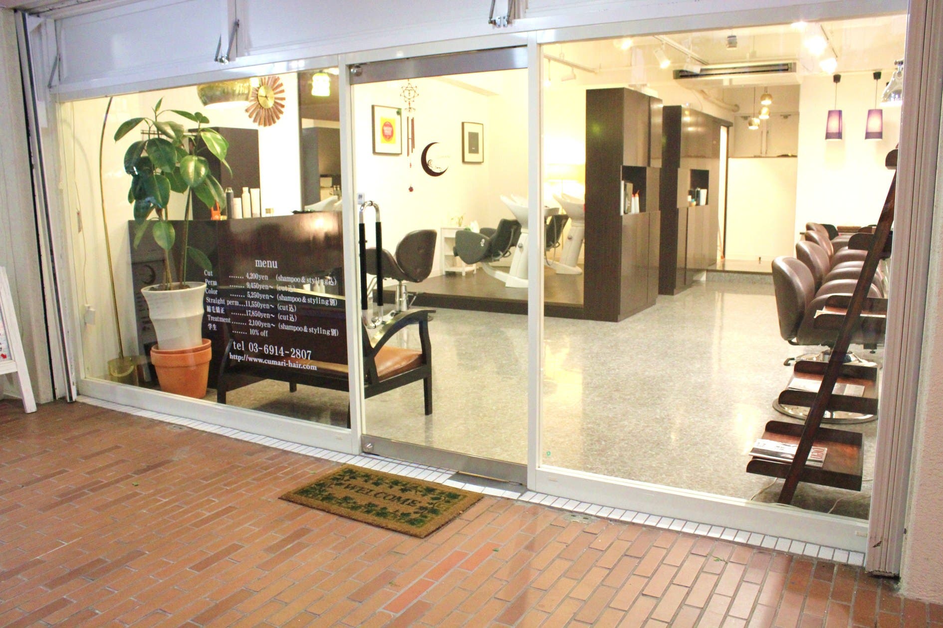 『貸し切りサロン』池袋西口駅から徒歩2分の面貸しサロン。面貸し,撮影会、講習などにおすすめ。の写真2