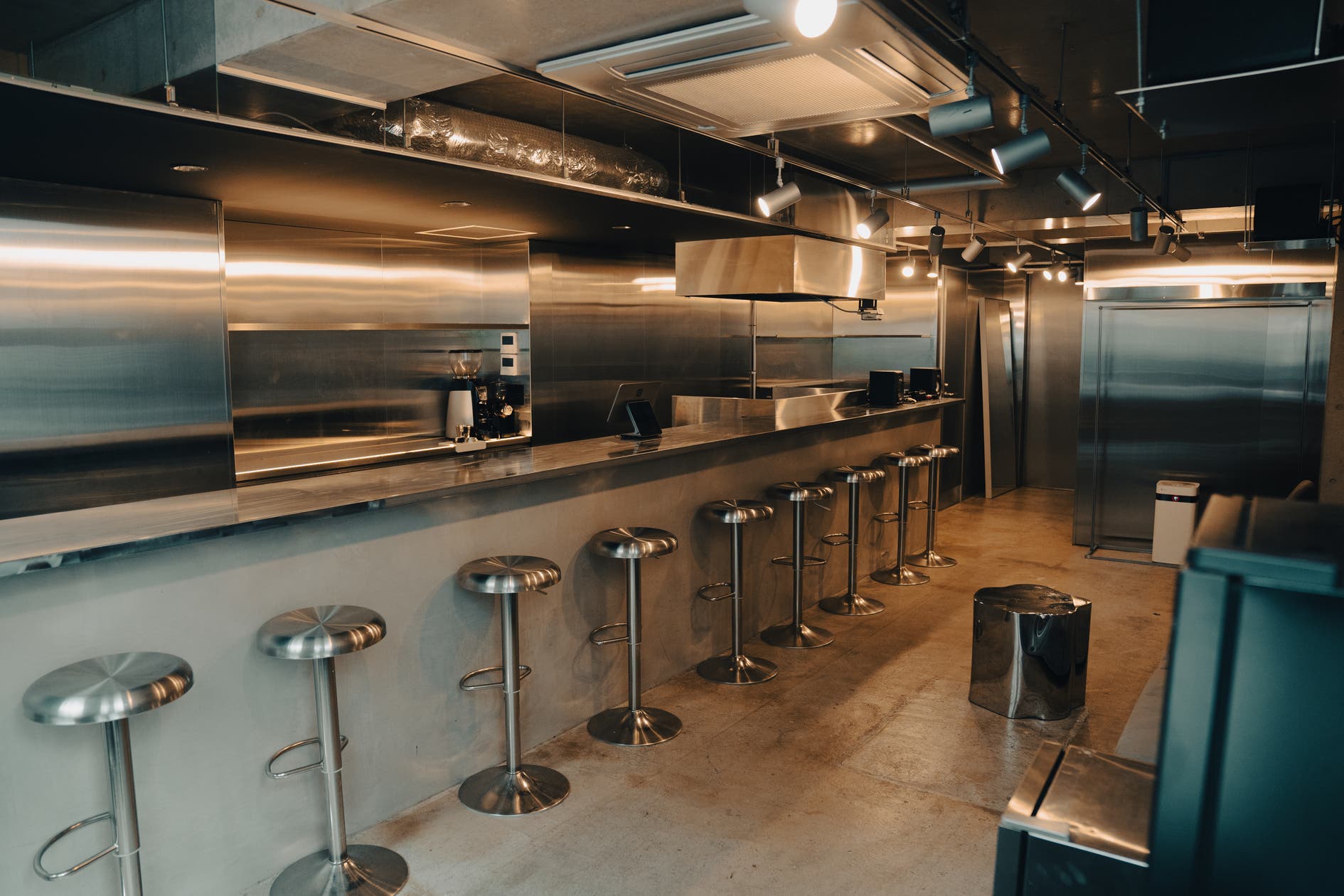 国立競技場近く今最注目の再開発エリアの写真4